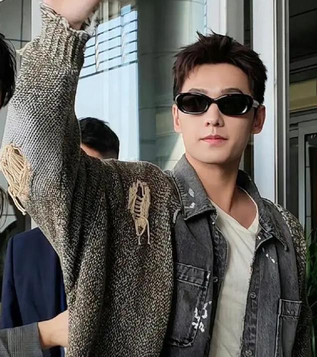 It was revealed that Yang Yang and Wang Churan had a secret meeting in ...