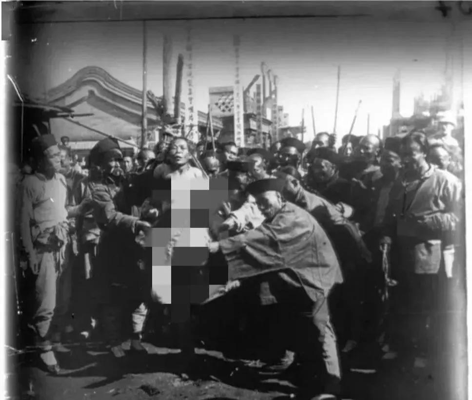 In 1905, when Wang Weiqin was beheaded alive, there was a rare photo showing him clearly ...