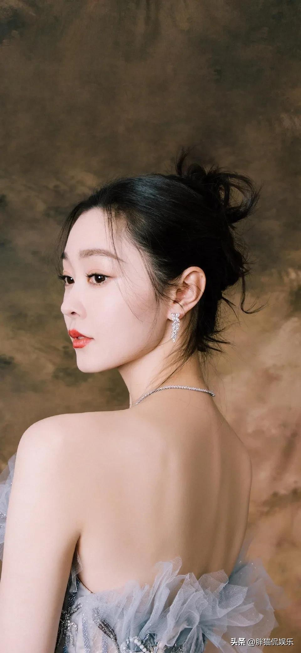 Song Yizhen's temperament is very changeable, can be salty or sweet ...