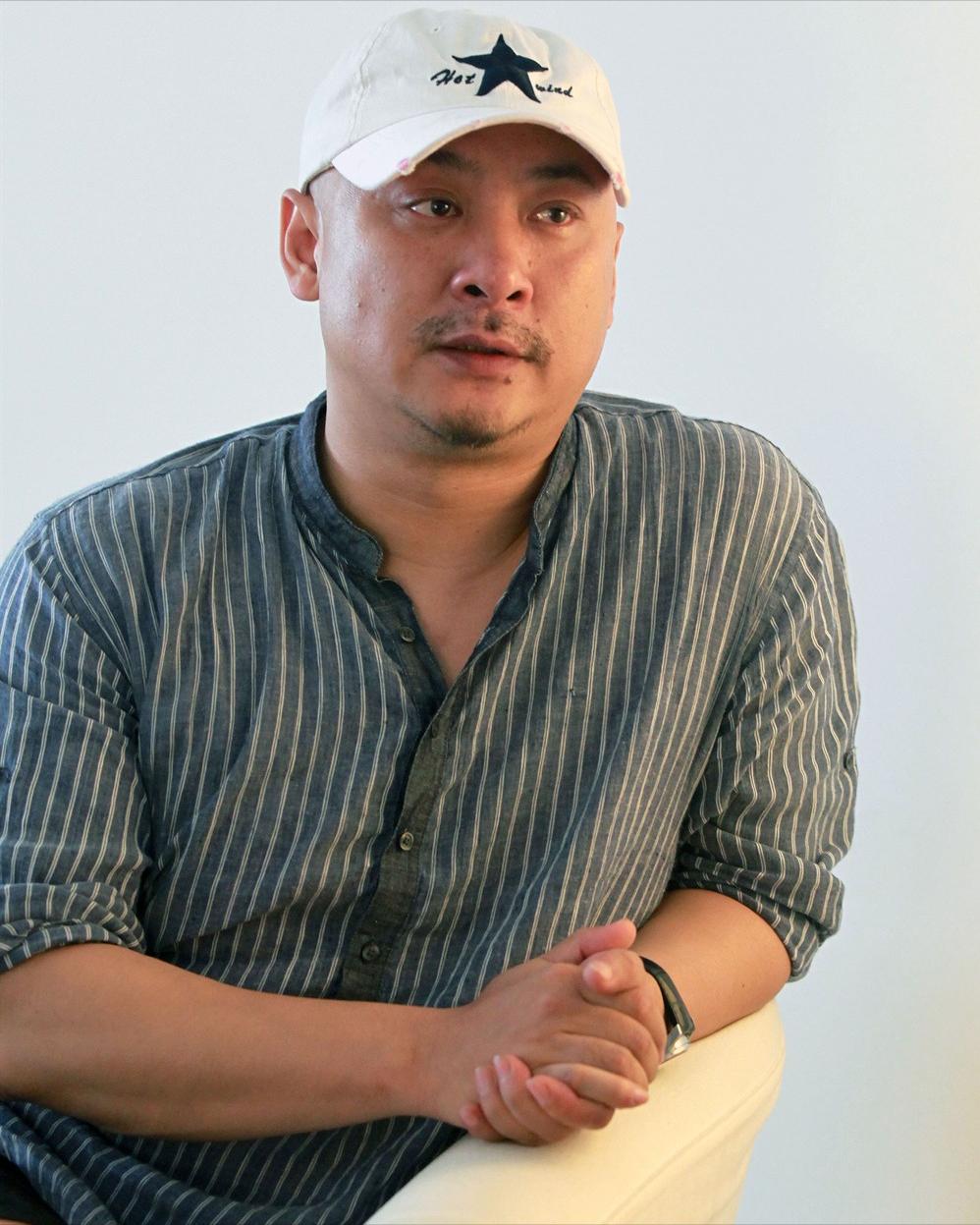 He lived with Jiang Wenli for 5 years and Yu Nan for 10 years. Finally ...