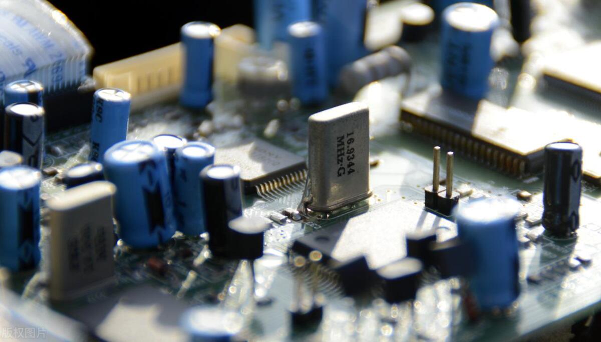 The chip manufacturing process breaks through 1nm, and the Chinese ...