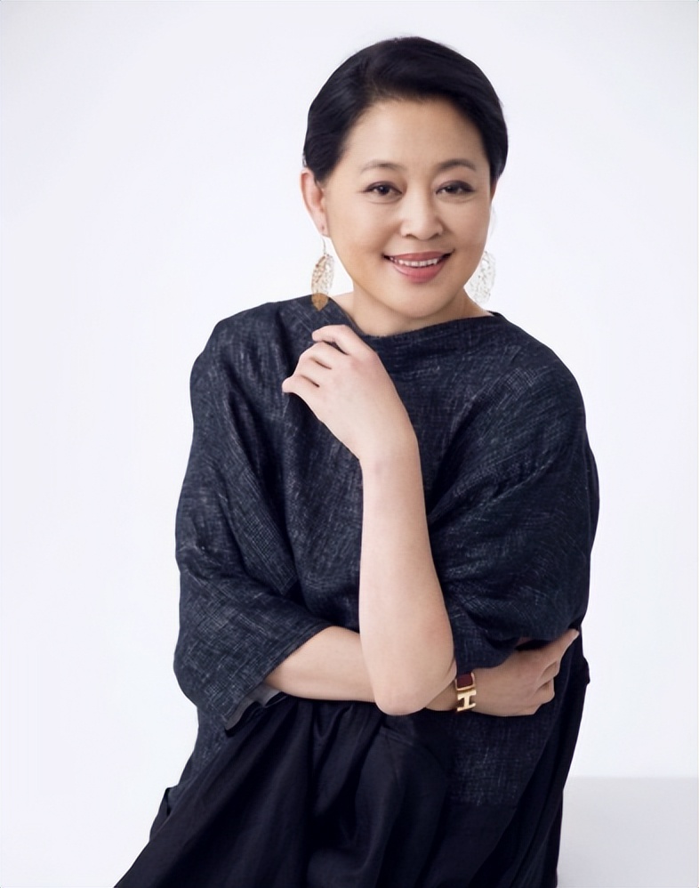 Ni Ping has never made a mistake in hosting for 20 years, and once felt ...