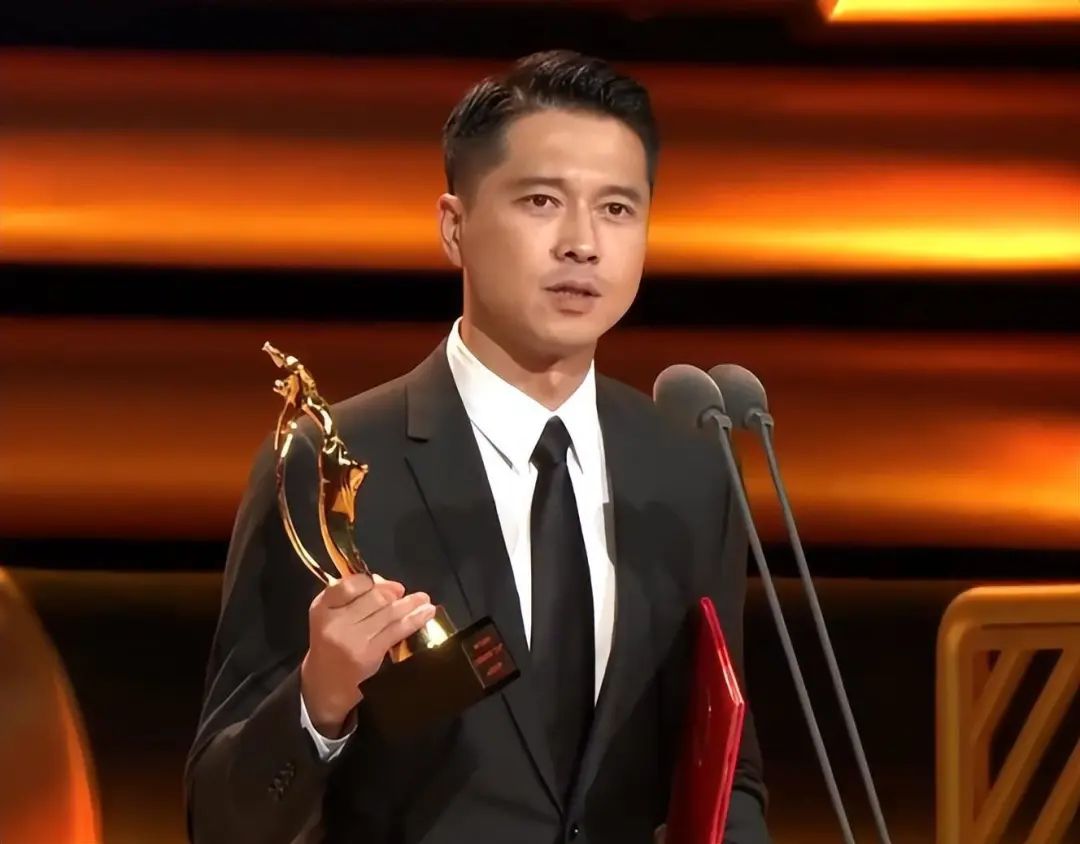 Ranked No. 1 in ratings for 12 consecutive days, Wang Zhiwen replaced ...