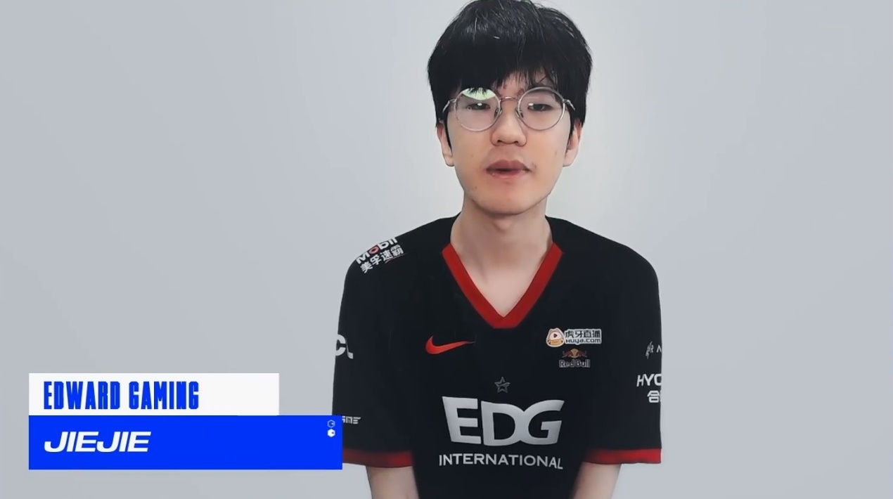 The EDG voice was announced, and the coaching staff was scolded ...