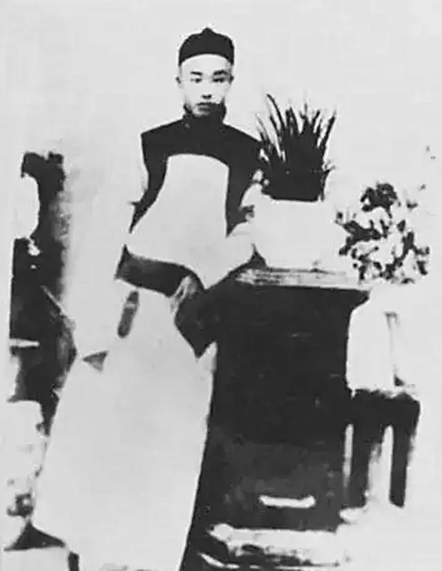 Li Shutong: A piece of infatuation is "true" in the end, it's true - iNEWS