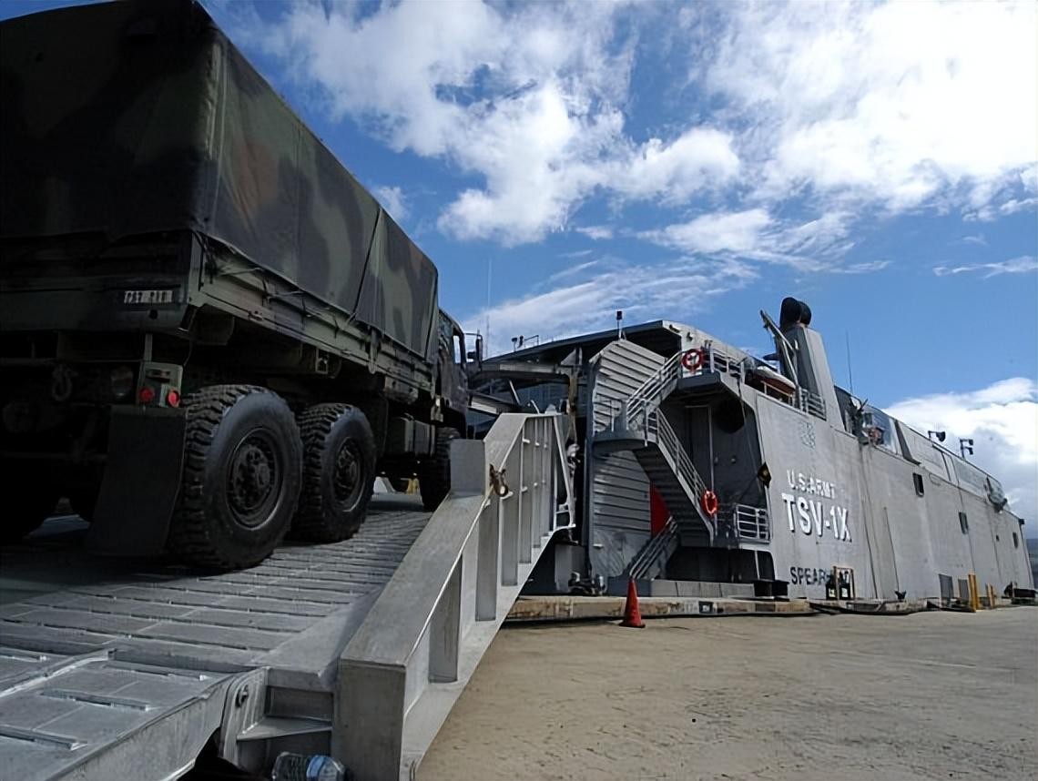 The U.S. military tests unmanned missile boats, carrying container ...