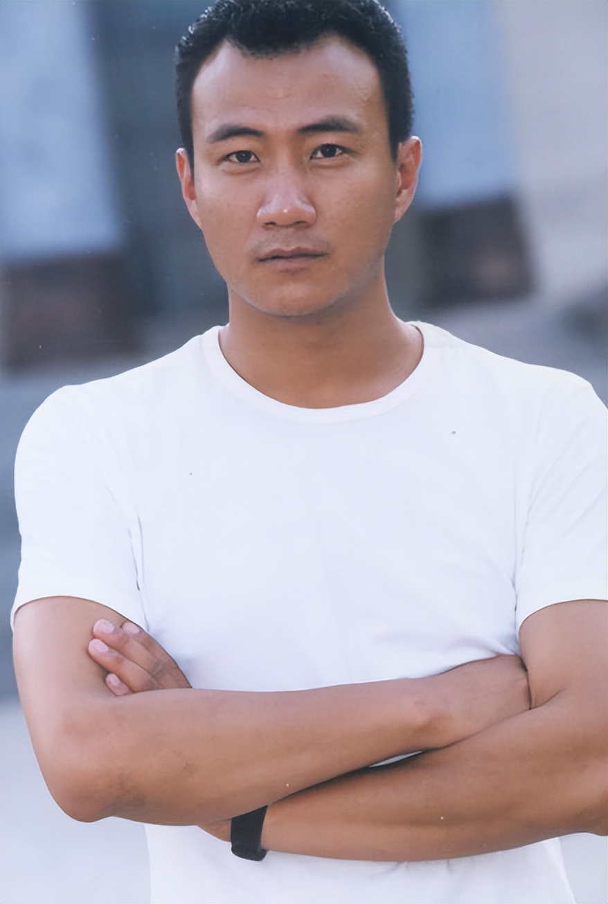 Fall in love with 16 bottles of beer, married for 23 years, 54-year-old ...