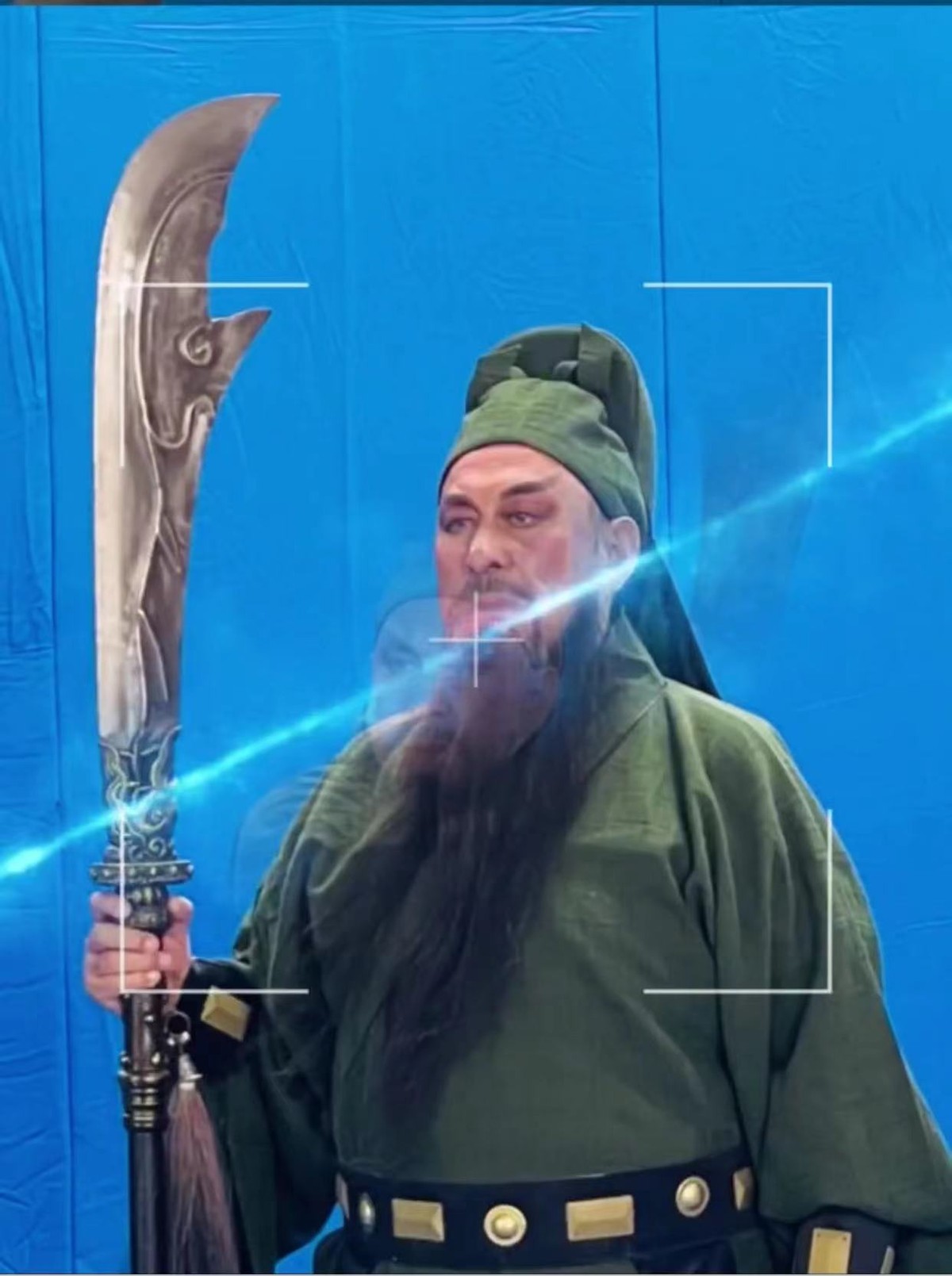 66-year-old Lu Shuming played Guan Yu again in a jersey. - iNEWS