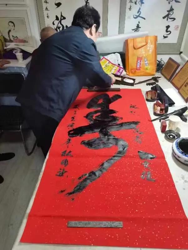 Calligrapher Zhang Zhigang—Participating in the Jinzhe Culture ...