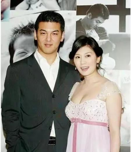 It was revealed that Sun Zhihao was responsible for the divorce. He ...