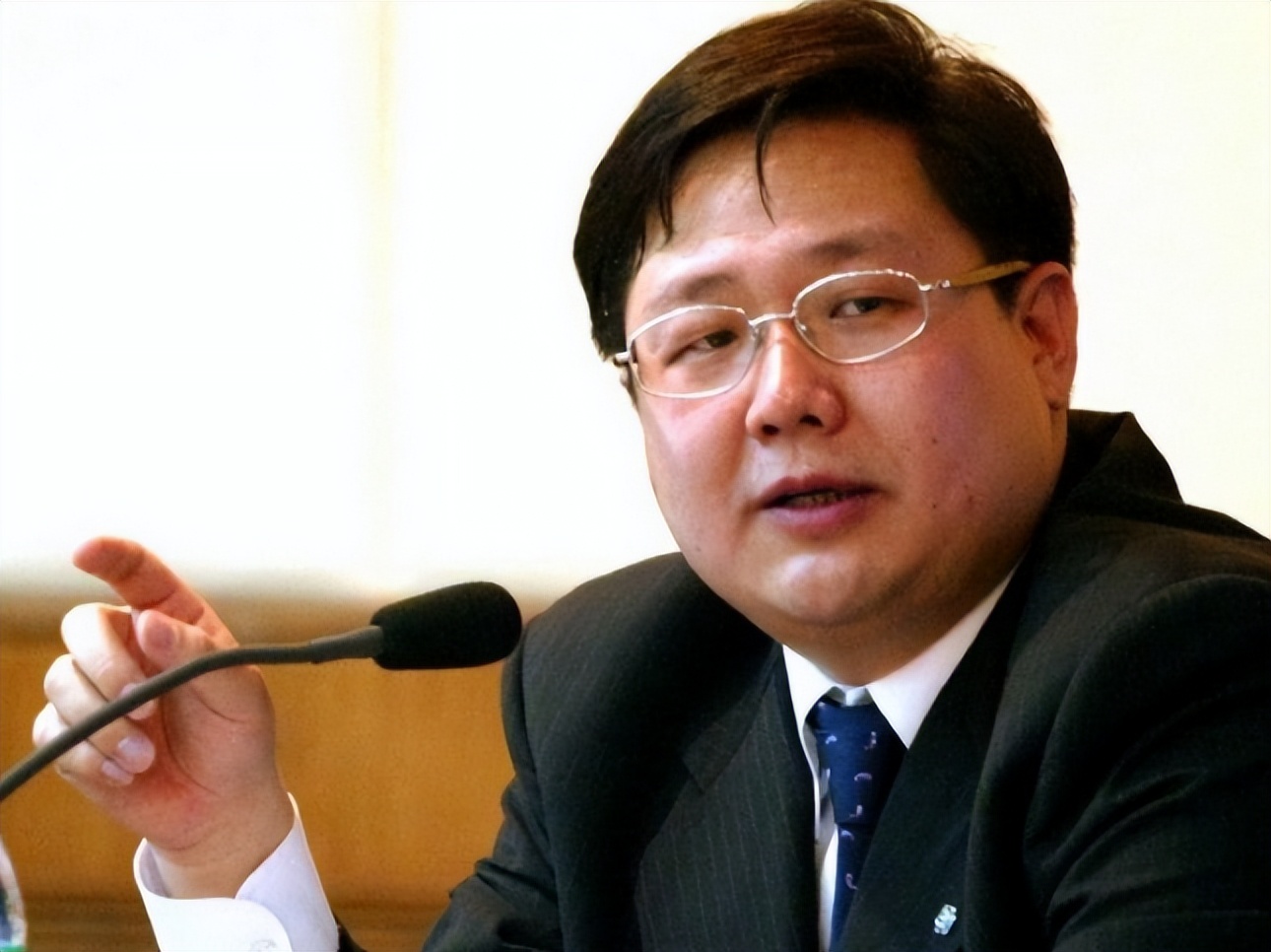 Xu Ming: He became a billionaire at the age of 28, but died of illness ...