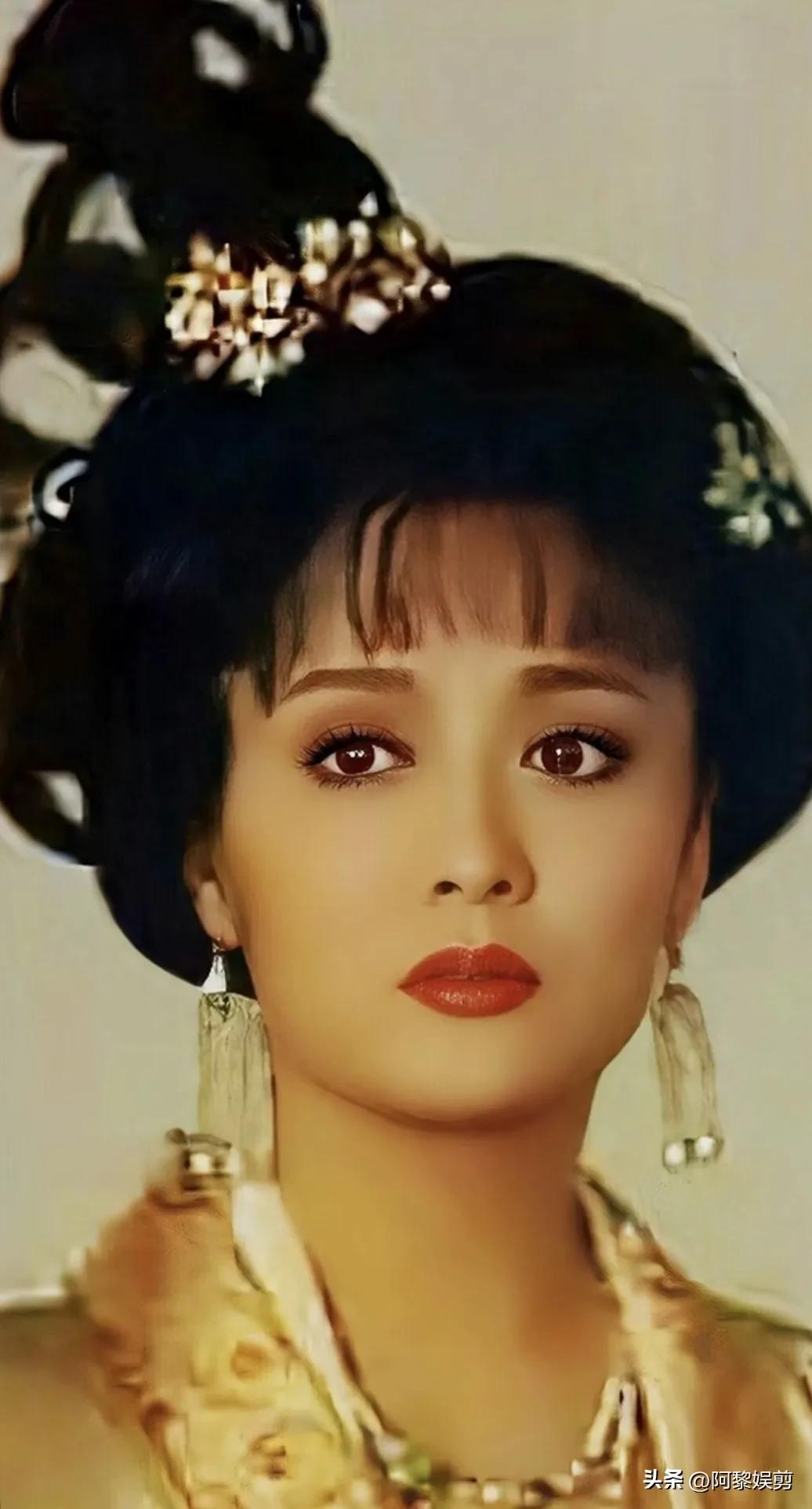 Concubine Xiao Shu played by Yu Hui: national beauty and heavenly appearance, immortal and ...
