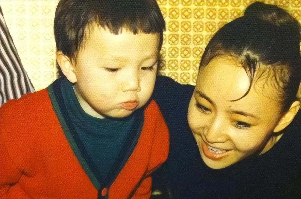 After denying her son Batu for 20 years, she suddenly changed her tune in her later years. Is ...