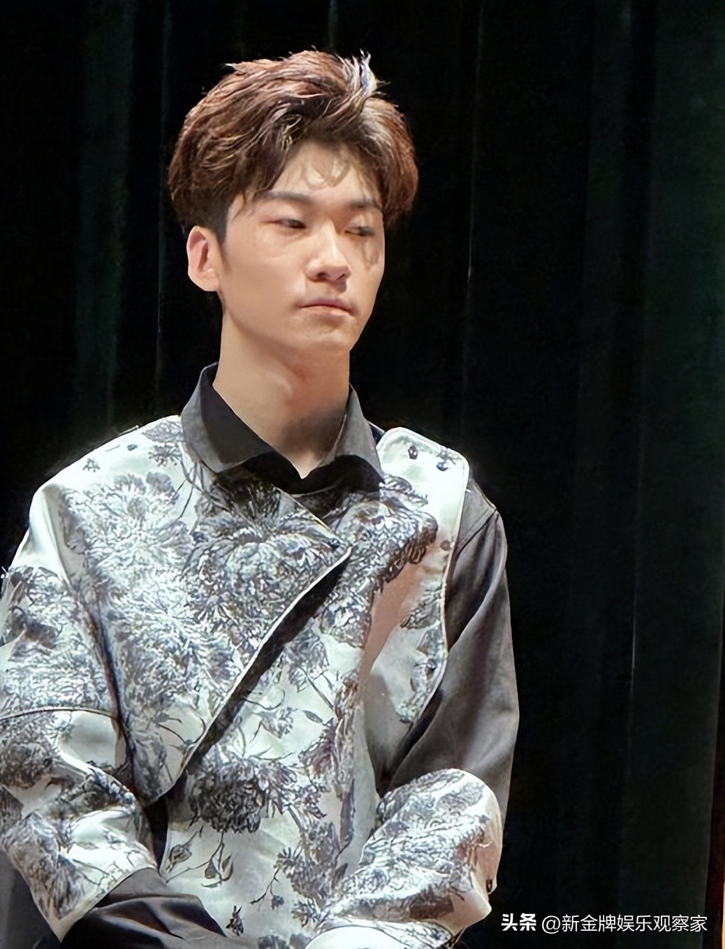 A recent photo of Zhang Liang's son Zhang Tiantian at the age of 15 ...