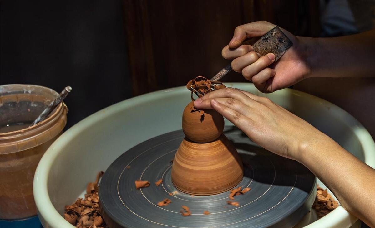 Traditional Craftsmanship - iNEWS