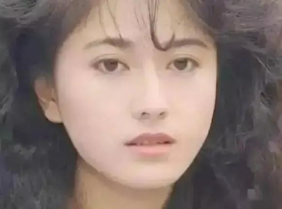 The "fairy sister" Ge Weiru, who is more beautiful than Liu Yifei, does ...