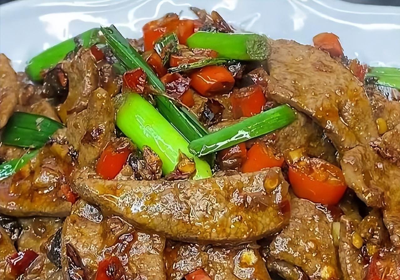 How to stir-fry pork liver fresh and not old or fishy? Teach you how to ...