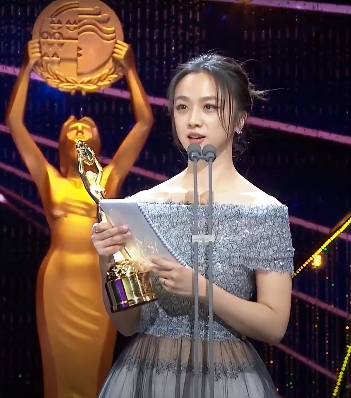 With "The Determination to Break Up" become the Queen of Blue Dragon ...