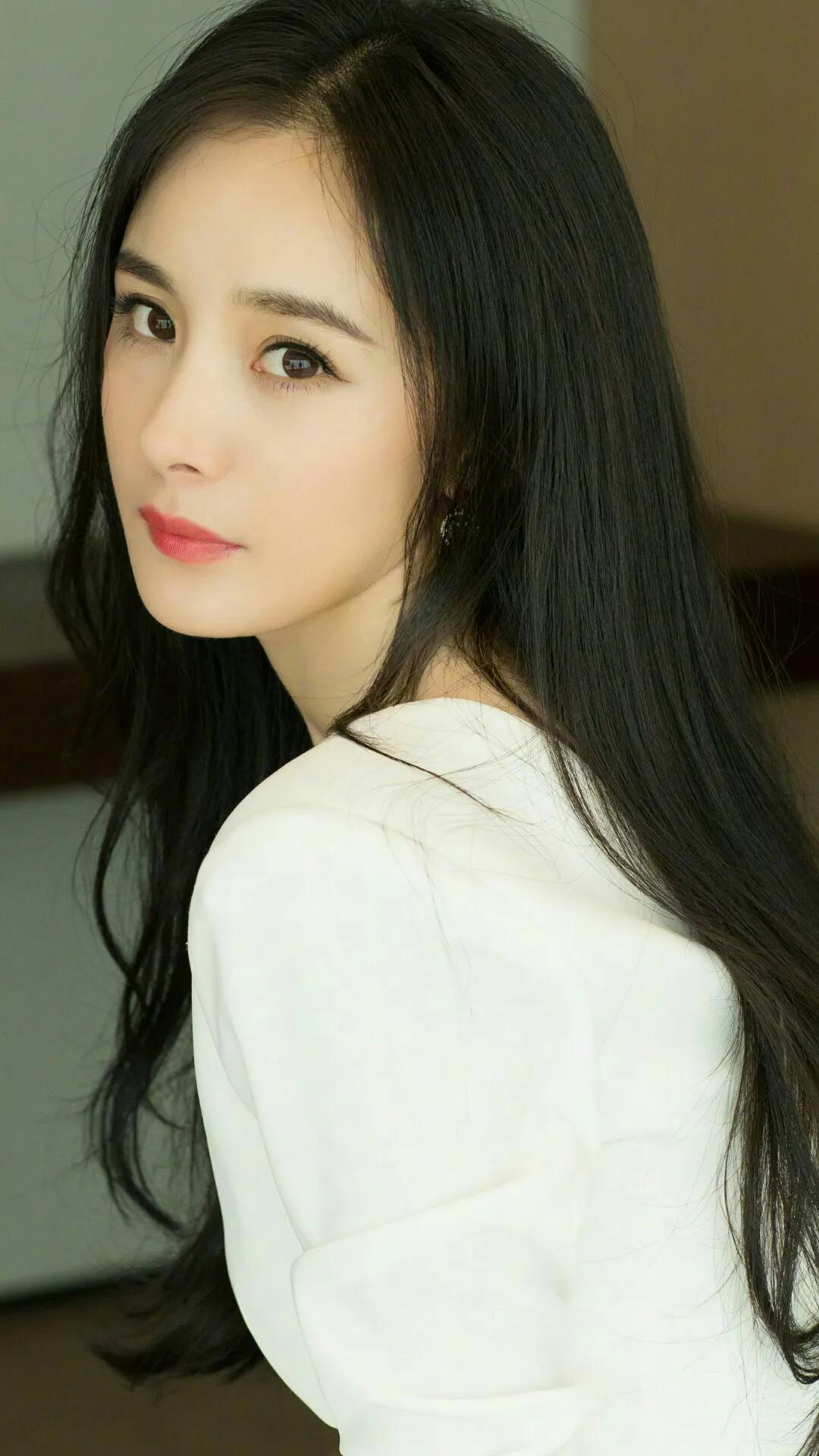 Yang Mi - iNEWS