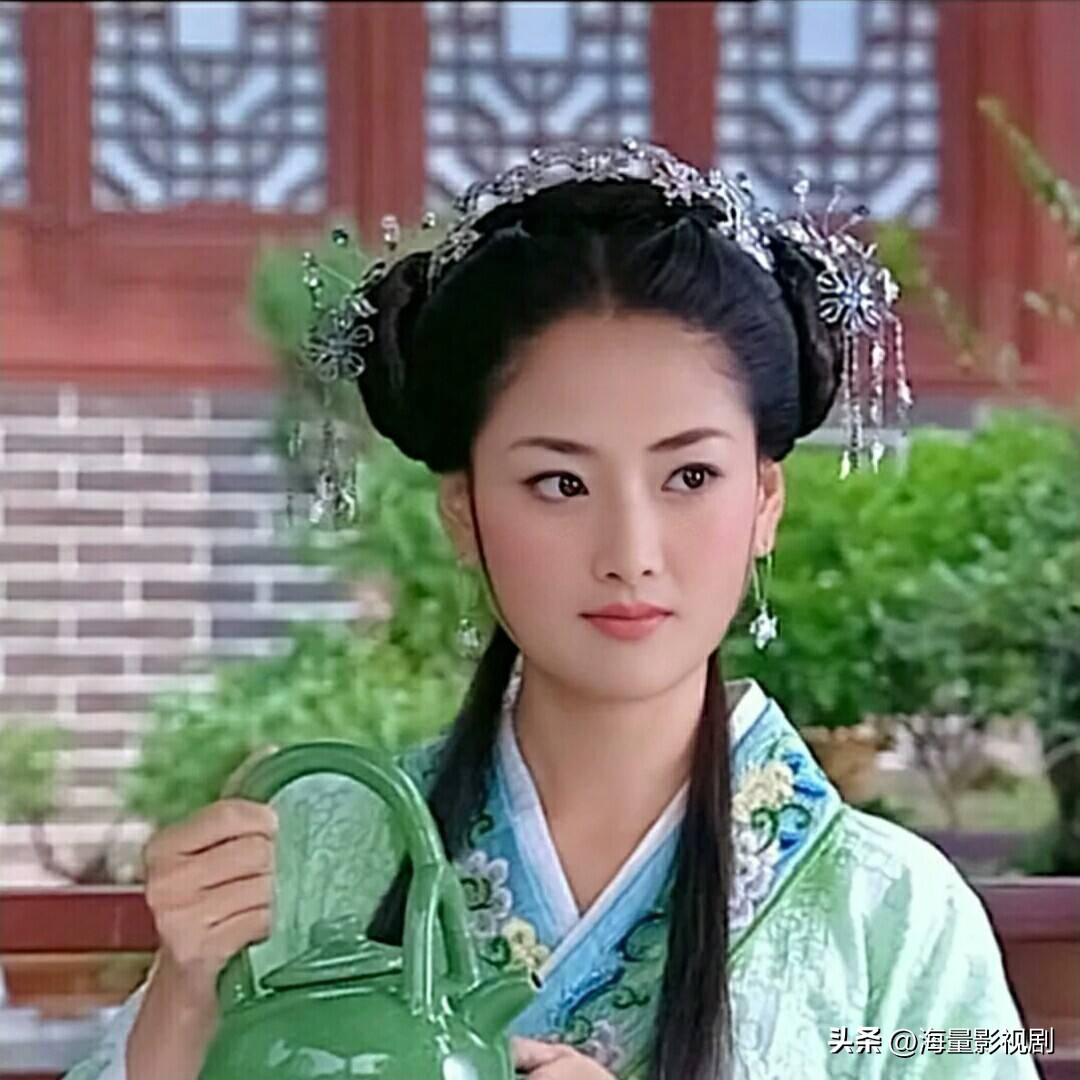 Which actor do you like in different roles of the same actor? She has acted in "Pairing of ...