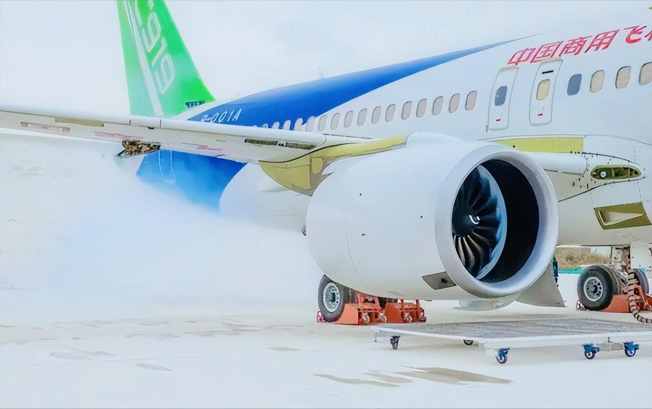sharp! China's C919 large passenger aircraft officially put into use ...