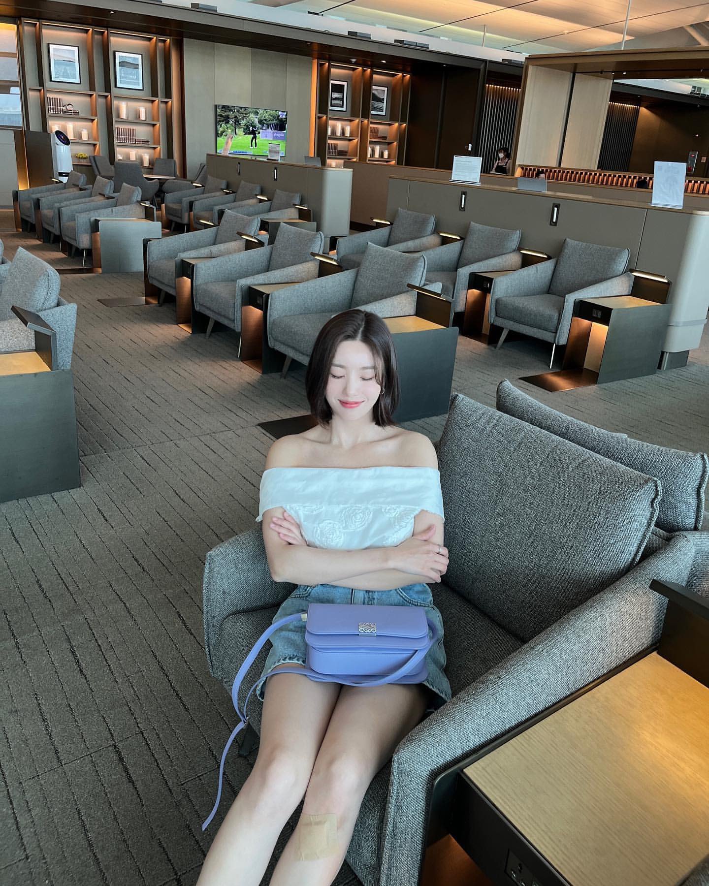 27-year-old Quan Enfei, the top figure among idols, with a fashionable ...