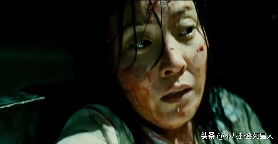 It was also a torture scene, how many "Jin Dong" slapped Zhang Yi in ...