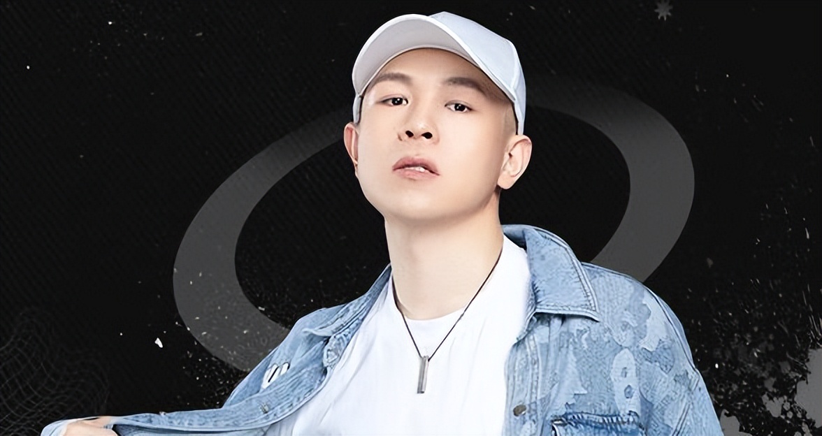 There are three singers in China's rap peak duel, they are very strong ...