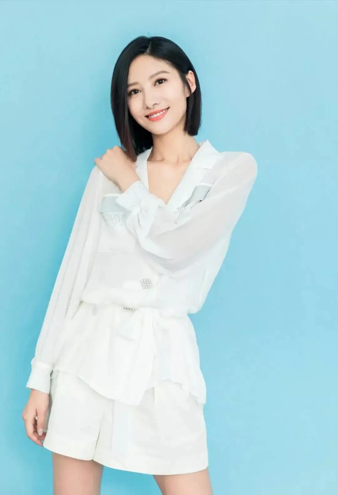 Celebrity Pretty Lady: Stunning photoshoot of the heroine Wu You in ...