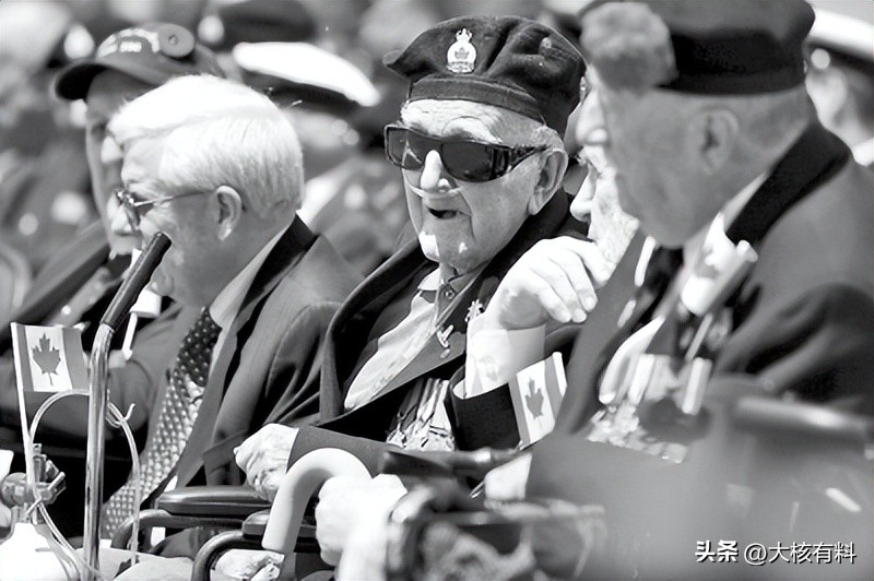 During World War II, Canada's diplomatic dependence was changed. How ...