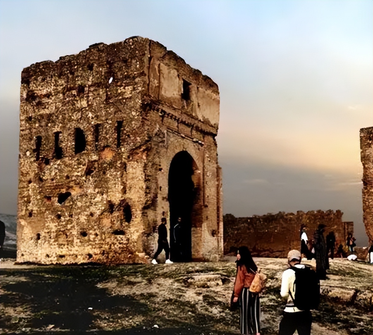 In the Marin Dynasty in history, the existence of blacksmiths played a ...