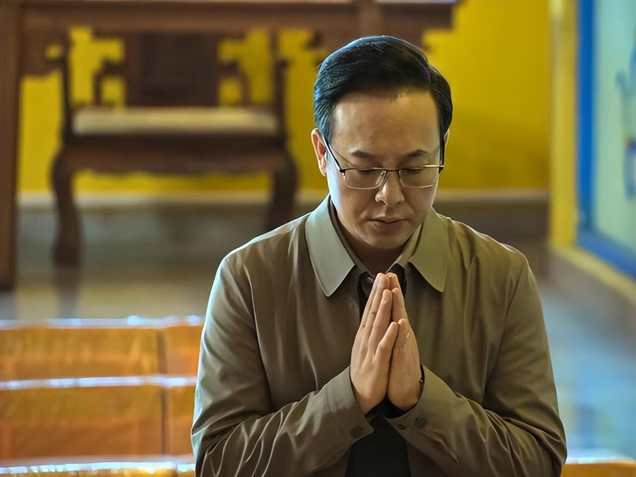 The Six Best Actors in 'The Knockout' - iMedia