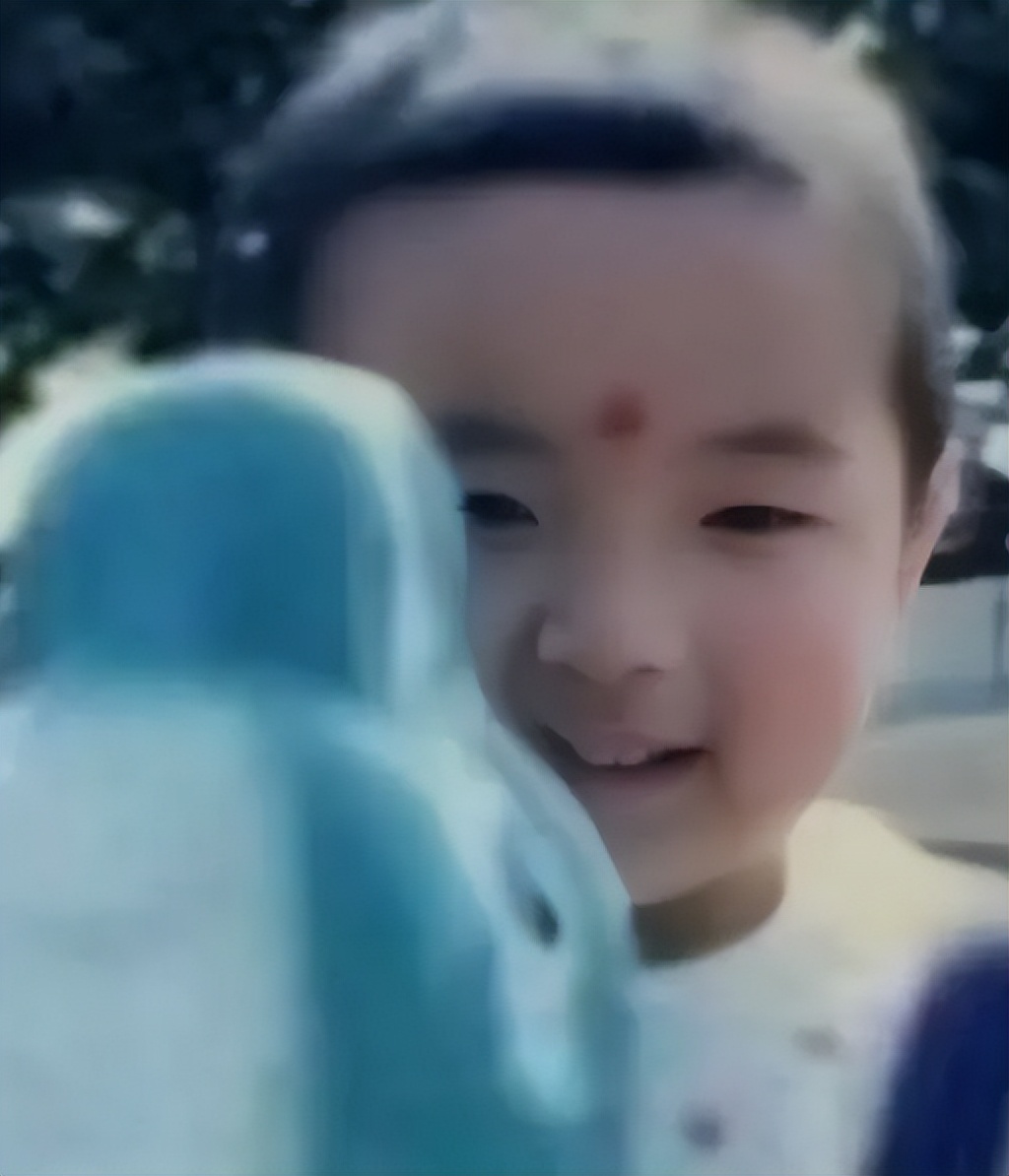 Hua Chenyu revealed that his mother was suffering from cancer. He was very happy to accompany ...