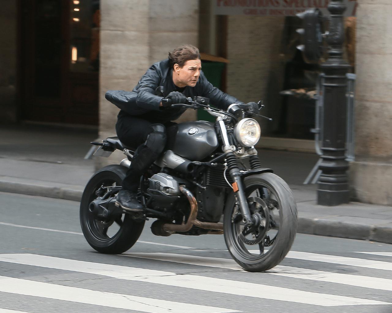 explode!Tom Cruise may be shooting a scene in space for an upcoming ...