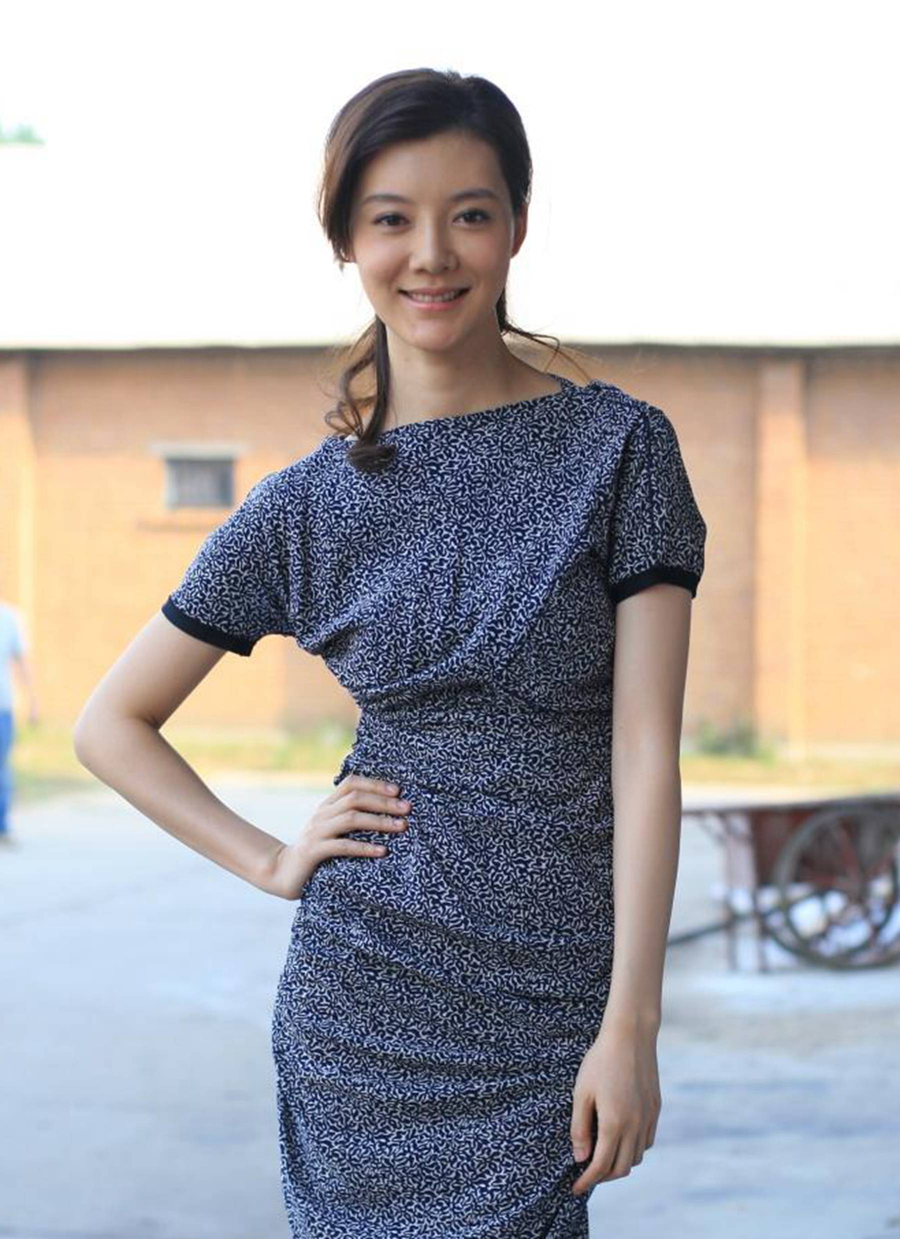 Che Xiao, the daughter of the King of the Golden Horn, married and ...