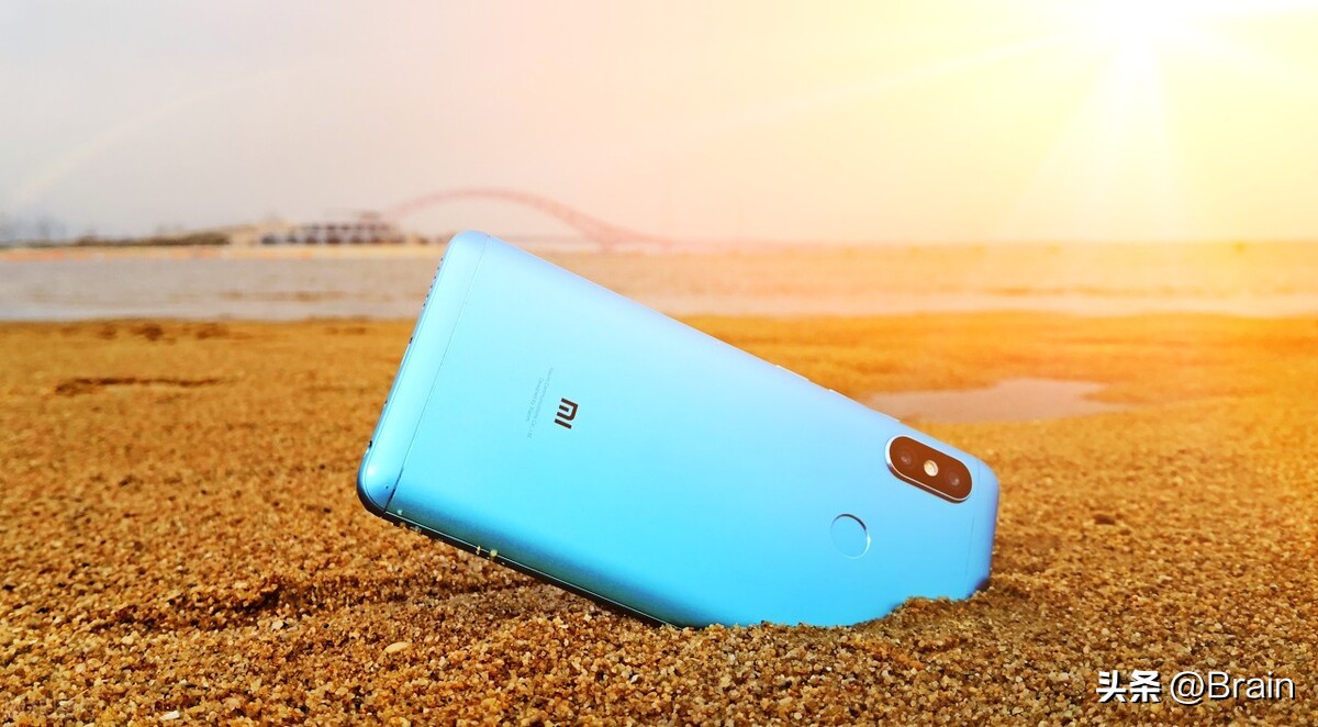 Huawei, Xiaomi: Why do domestic mobile phones not use Chinese ...