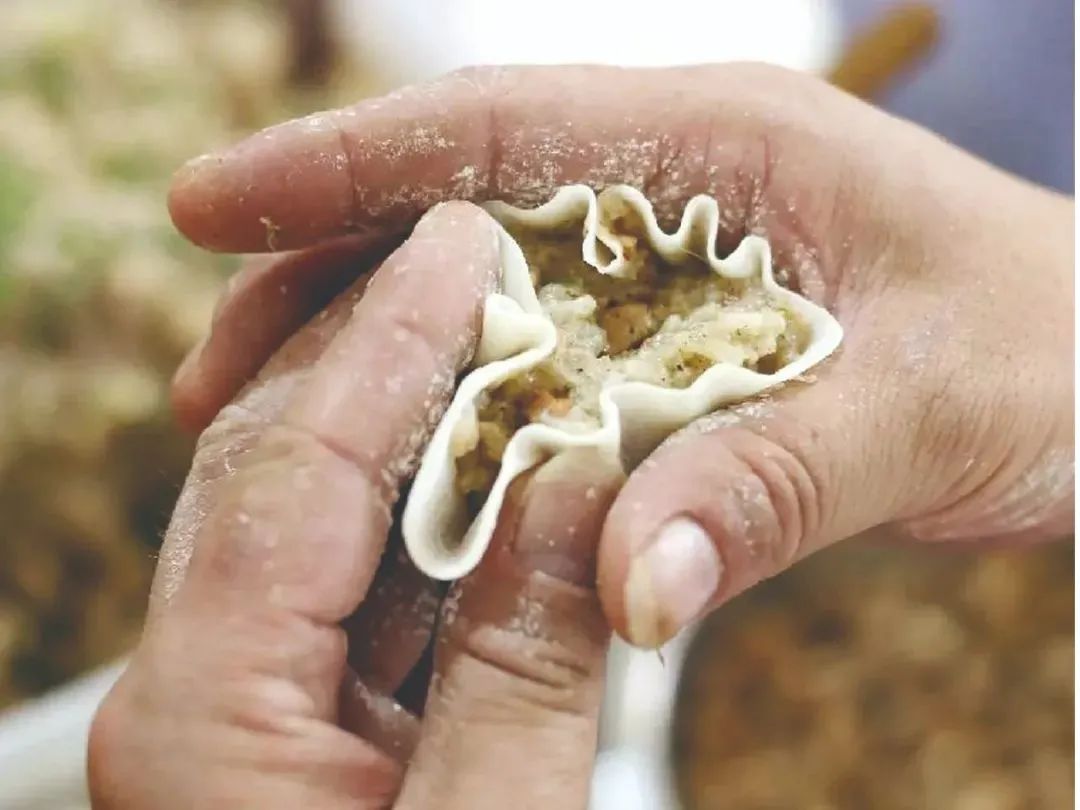 A cage of siu mai makes a city - iNEWS