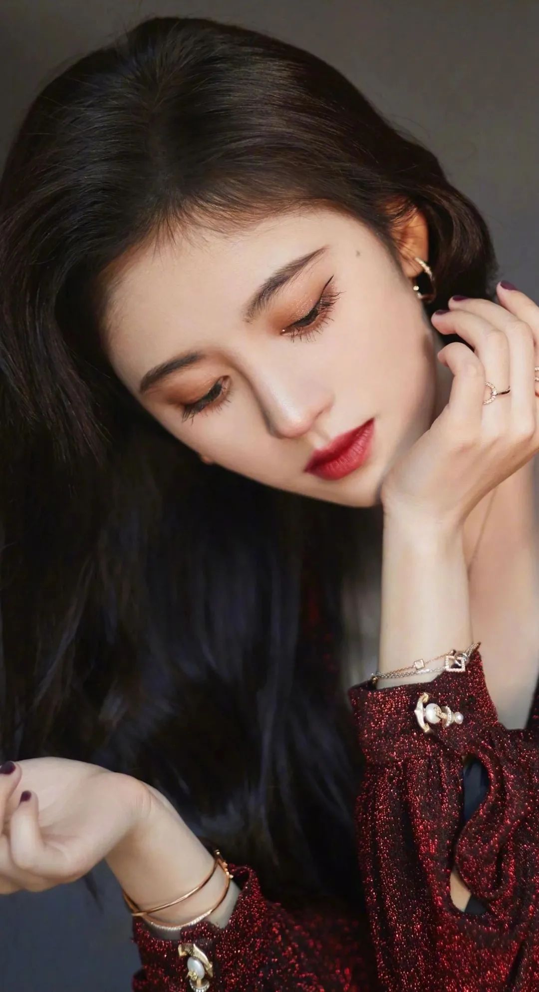 Pure and lovely Ju Jingyi - iNEWS