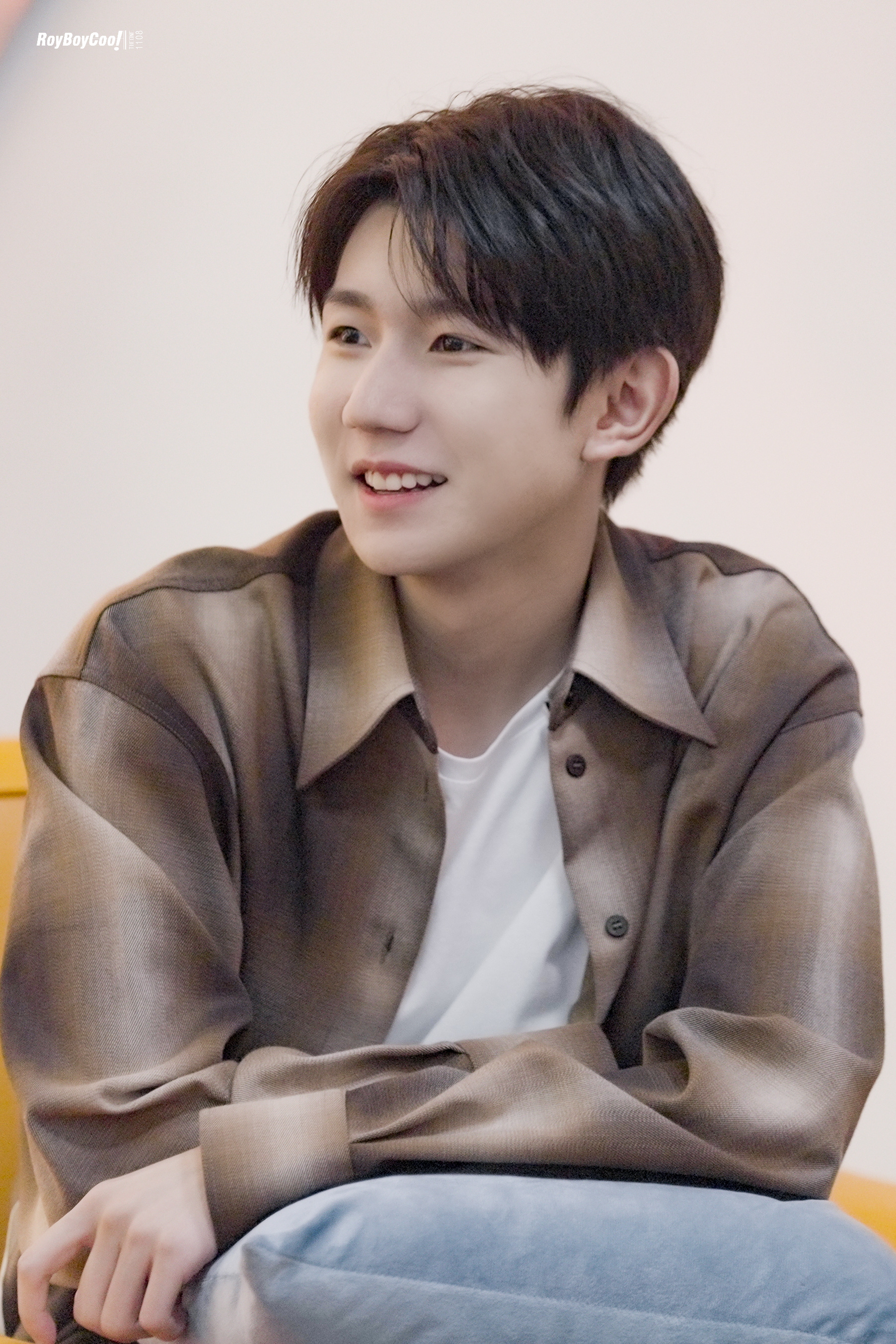 Wang Yuan officially announced that the new variety show will be ...