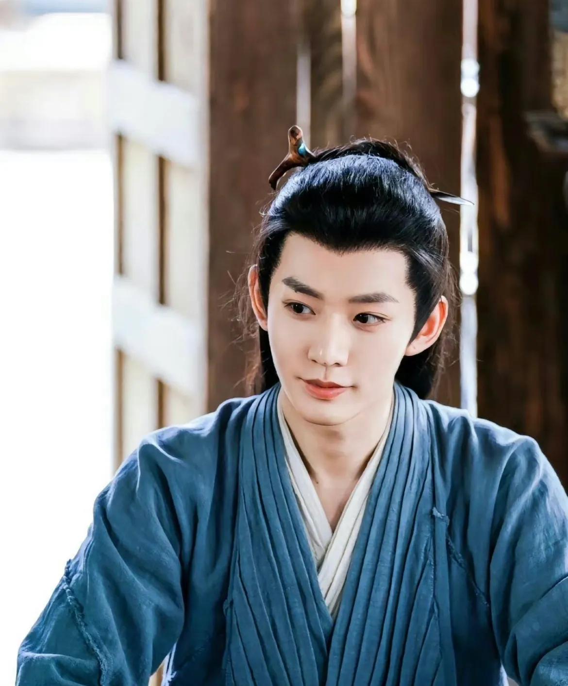 Deng Wei: The audience recognizes the role rather than my appearance ...