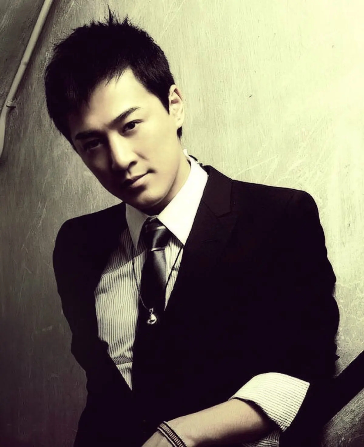 Lin Feng's "Black Gold Storm": Is Hong Kong drama divorced from the ...