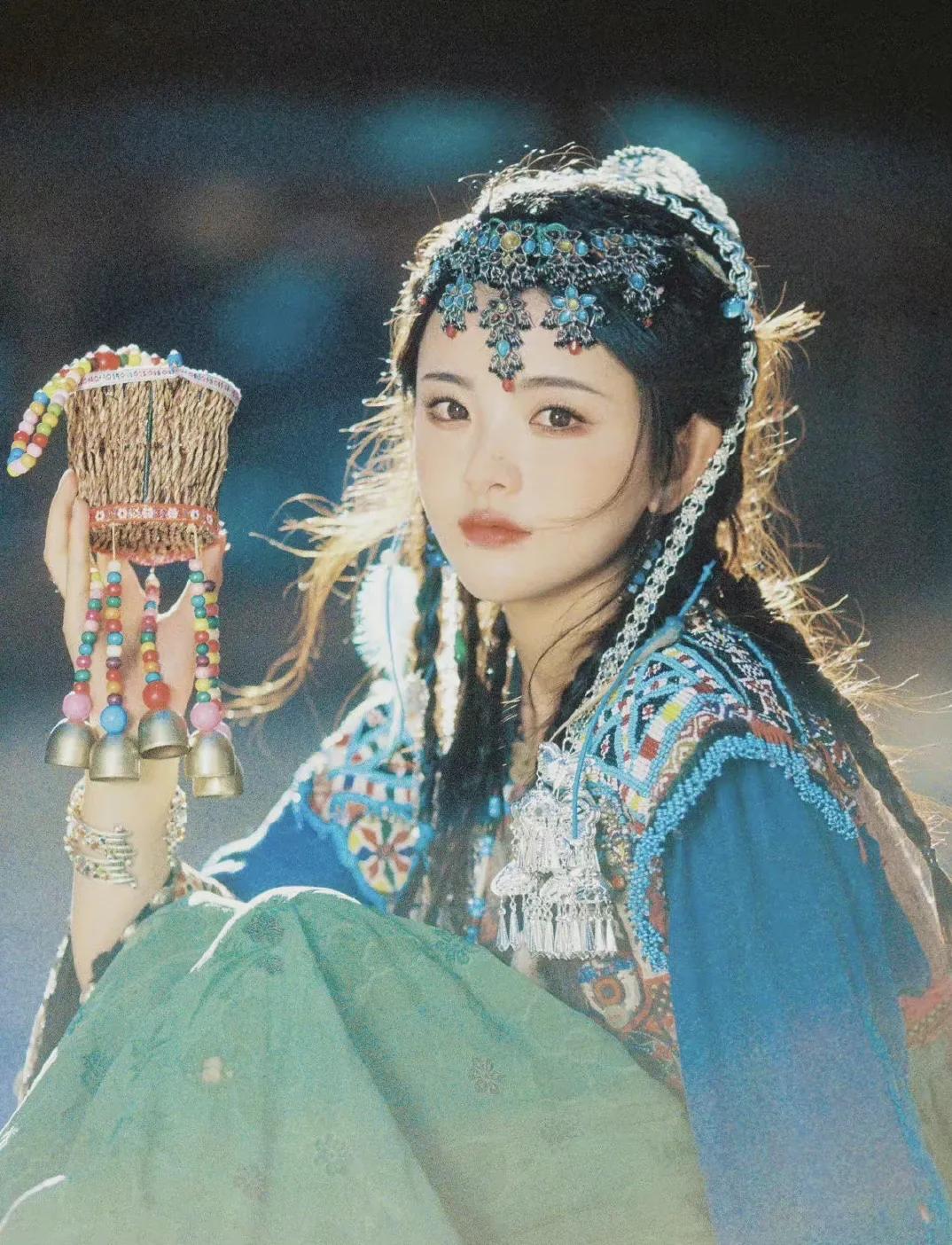 Little gossip, Lin Ruiyang, Zhang Ting, Yi Yang Qianxi, Xiao Zhan, Meng Meiqi - iNEWS