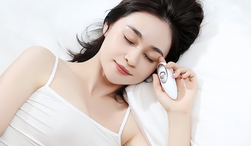 10 tips to fall asleep quickly, these sleep aid products help you fall ...