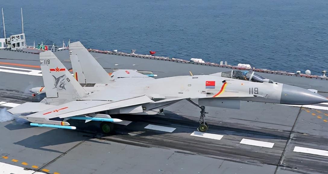 How powerful is China's J-15 fighter? - iNEWS