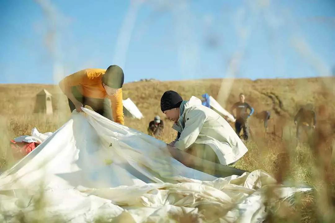 "Cover Story" Chen Kun: Exploring my heart while walking, nature helps ...