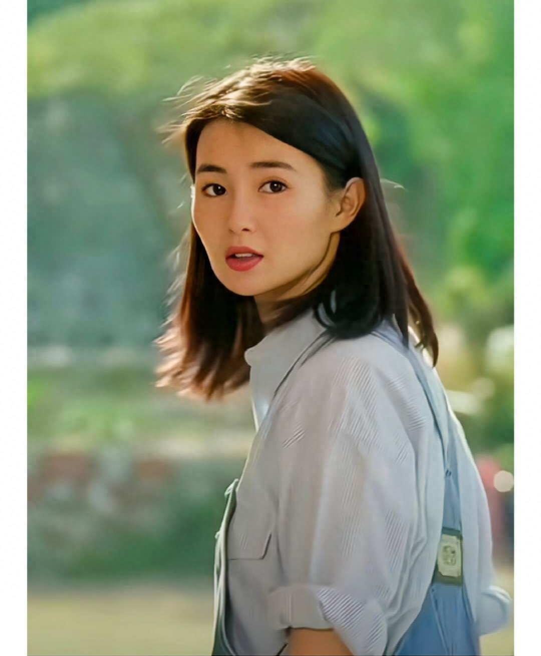 59-year-old Maggie Cheung returns after a long absence! She has fair ...