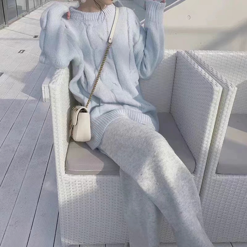 Four loose-fitting style guides to help you look slimmer and cover up ...