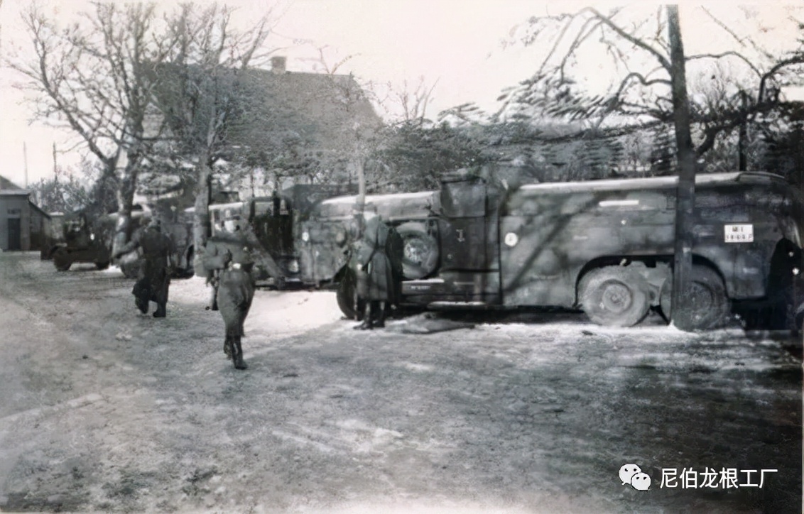 No cannibalistic fireworks: the Luftwaffe's airport refueling truck ...