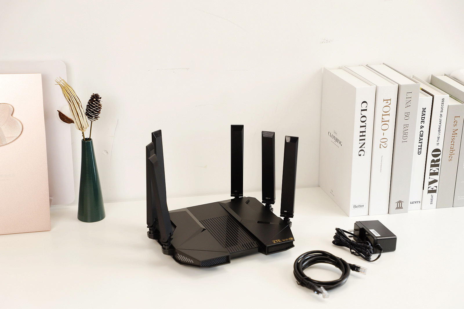 Gaming-grade flagship Wi-Fi6 router, ZTE AX5400Pro+ out of the box - iMedia