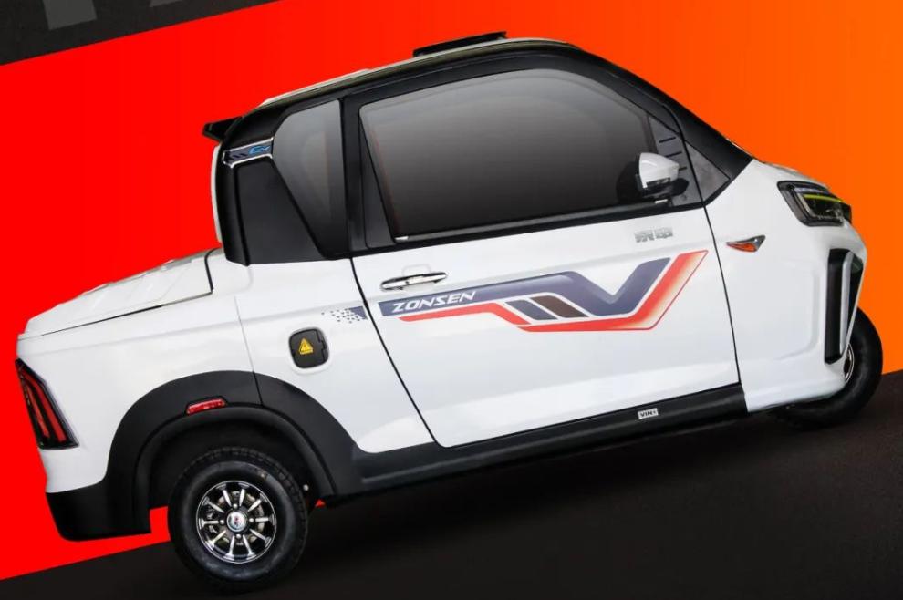 Zongshen launched a multi-functional three-wheel pickup, which can be ...